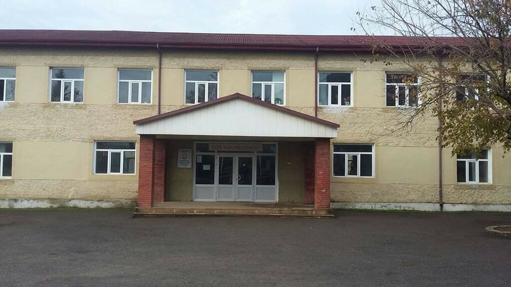 Ortaokul N Hesenov Adina Kijebe Qesebe Tam Orta Mektebi, Astara Rayonu, foto