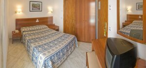 Maritim (Comunidad Autònoma de Cataluña, provincia de Barcelona, Calella, Calella), otel  Katalonya'dan