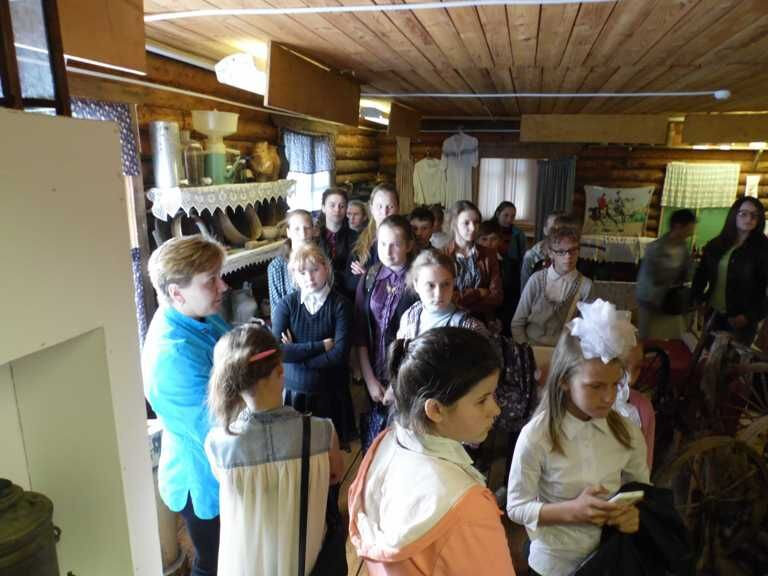 Müzeler ve sanat galerileri Литературно-художественный музей имени писателя И.А.Васильева, Pskovskaya oblastı, foto