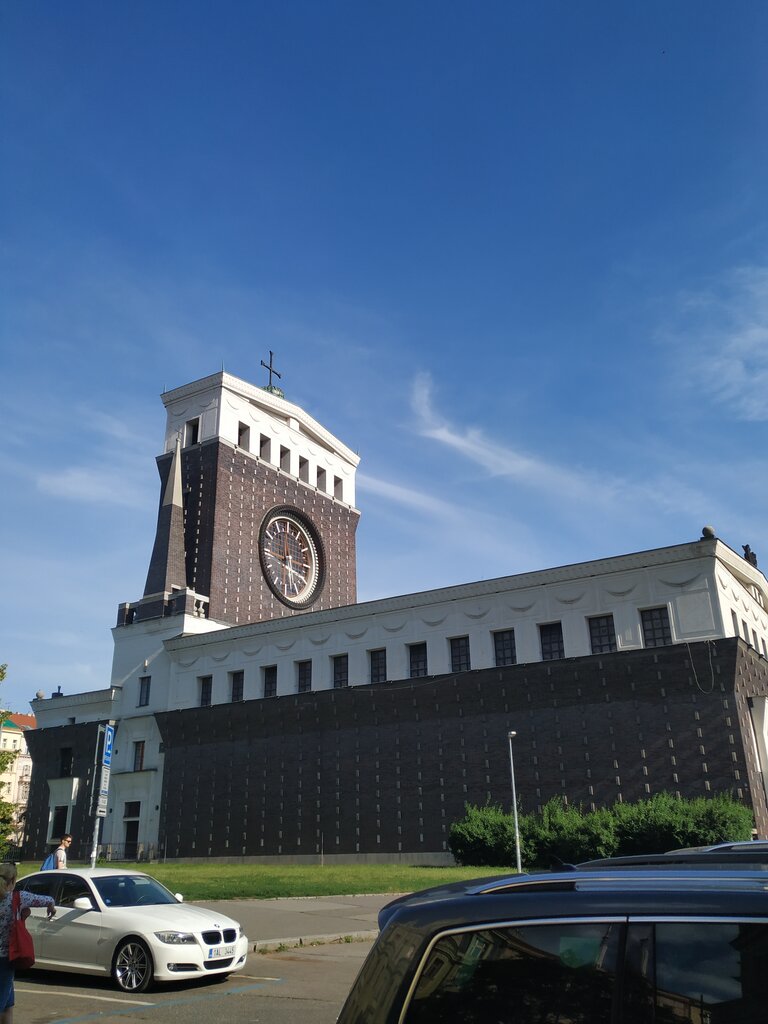 Katolik kiliseleri Kostel Nejsvětějšího srdce Páně, Prag, foto