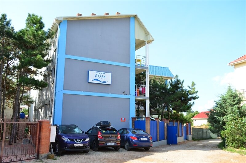 Konuk evi Lora, Kırım Cumhuriyeti, foto