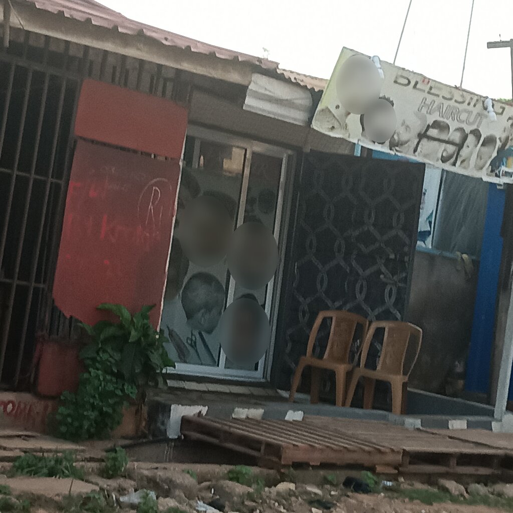 Kuaförler Blessing, Dünya, foto