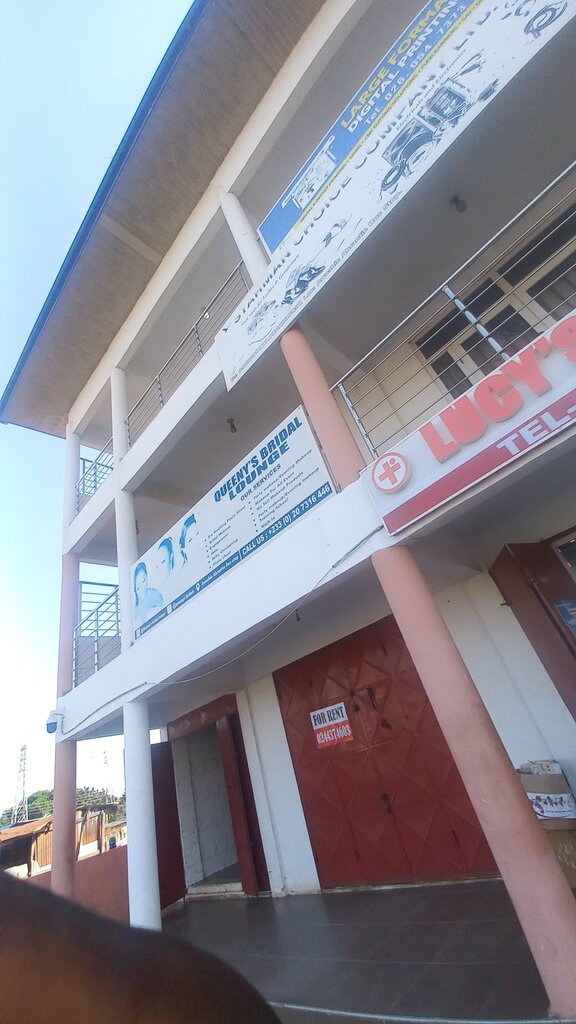 Güzellik salonu Queens's Bridal Lounge, Dünya, foto