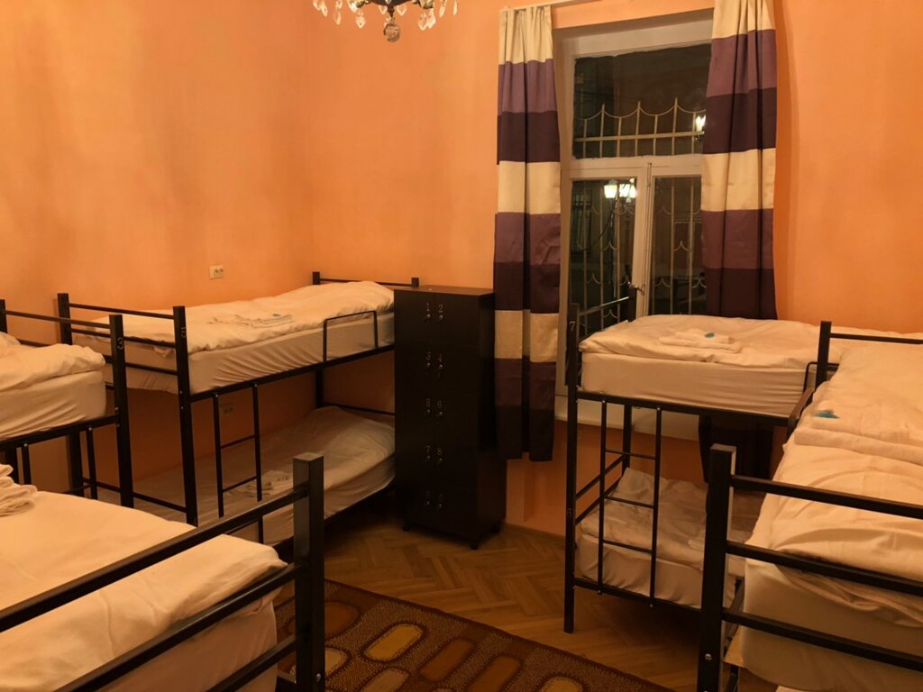 Pansiyonlar, hosteller At Funicular Hostel, Tiflis, foto
