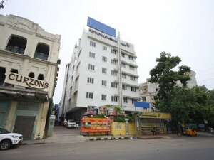 Hotel Priyadarshini Park (State of Tamil Nadu, Chennai), otel  Chennai'den