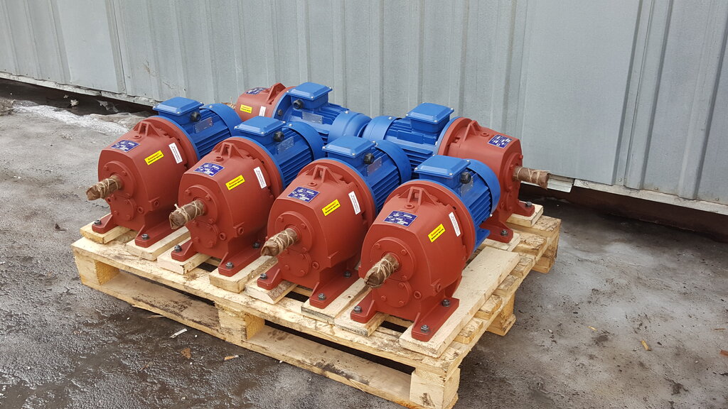 Şanzıman Barnaul'skiy Zavod Promyshlennogo Oborudovaniya, Barnaul, foto