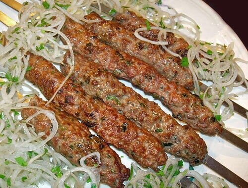 Kafe Шашлычный дворик, Çernuşka, foto