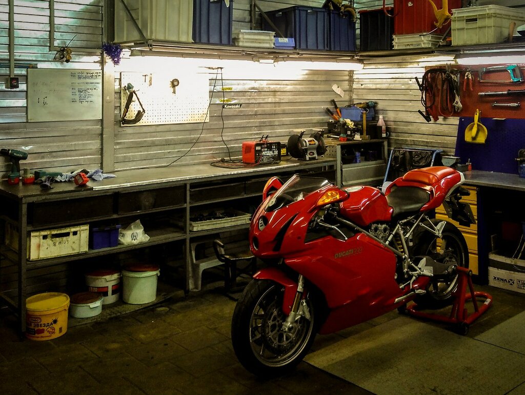 Motosiklet tamiri Motomechanics, Moskova, foto