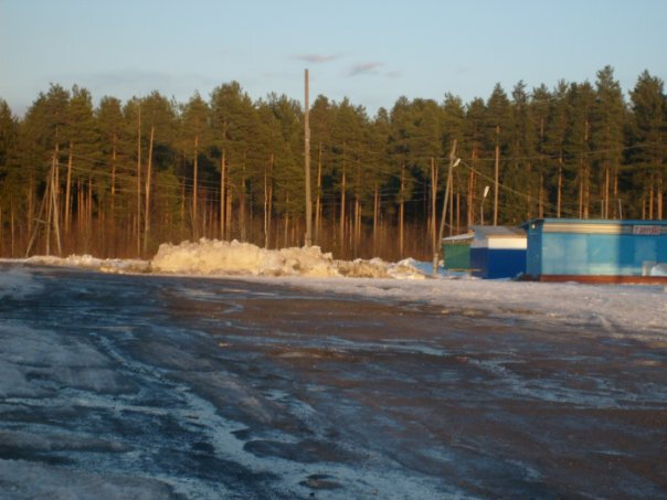 Kültür ocakları Площадь у Камня Памяти, Arhangelskaya oblastı, foto