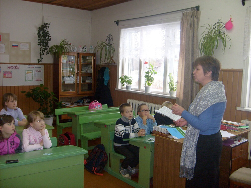 Kütüphaneler Rakalovskaya biblioteka-filial, Mbuk Belokholunitskaya tsentralnaya biblioteka, Kirovskaya oblastı, foto