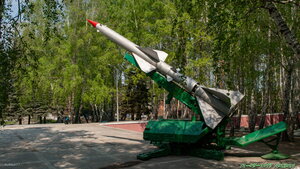 ЗРК С-57 (Chelyabinsk, Lesnoye kladbishche), teknoloji anıtı  Çeliabinsk'ten
