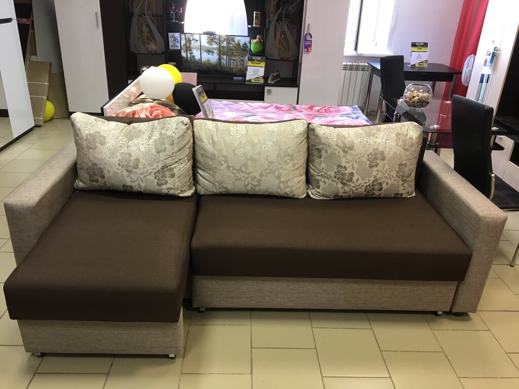 Mobilya mağazaları Ya-mebel, Uren, foto