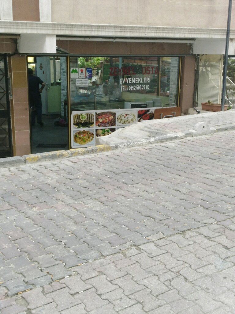 Restoran Zeynel Usta Ev Yemekleri, İstanbul, foto