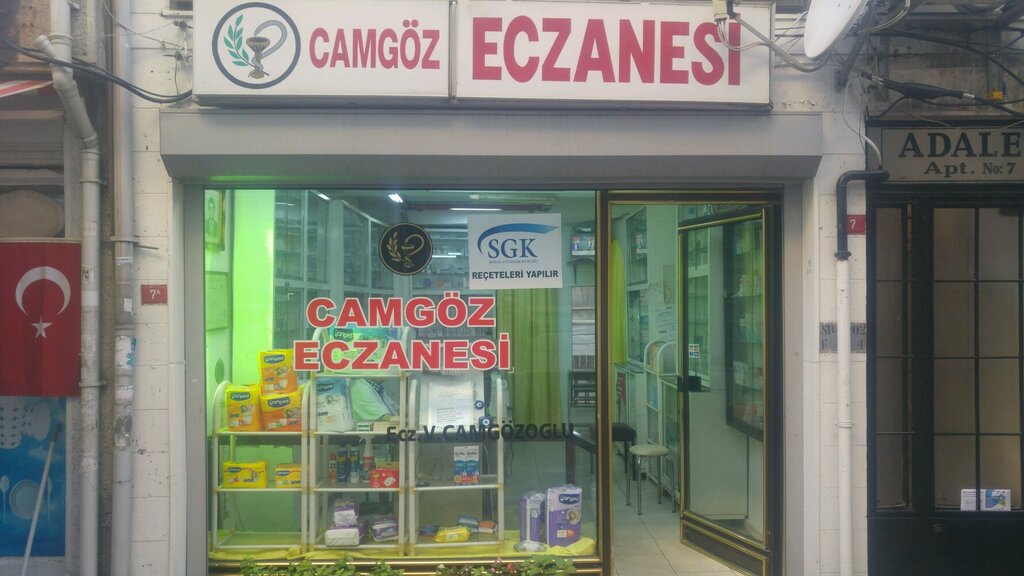 Eczaneler Camgöz Eczanesi, İstanbul, foto
