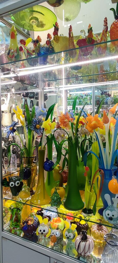 Hediyelik eşya mağazaları Rosvuzdisain, Saint‑Petersburg, foto