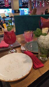 Brooklyn Bowl (ulitsa Timofeya Charkova No:60), restoran  Tiumen'den