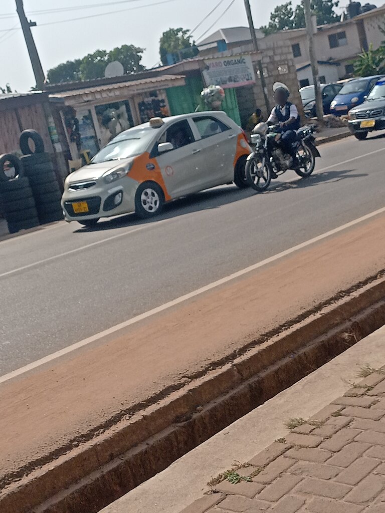 Giyim mağazası Still Jb Vim, Akra, foto