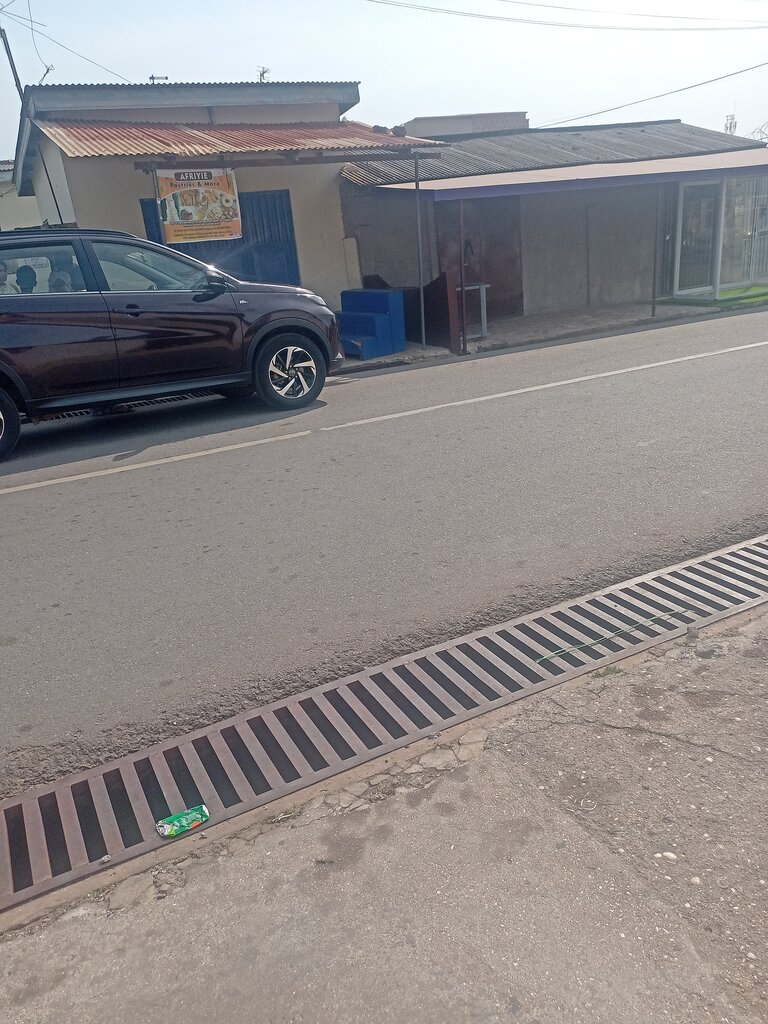 Ekmek fabrikaları Afriyie Pastries & More, Akra, foto