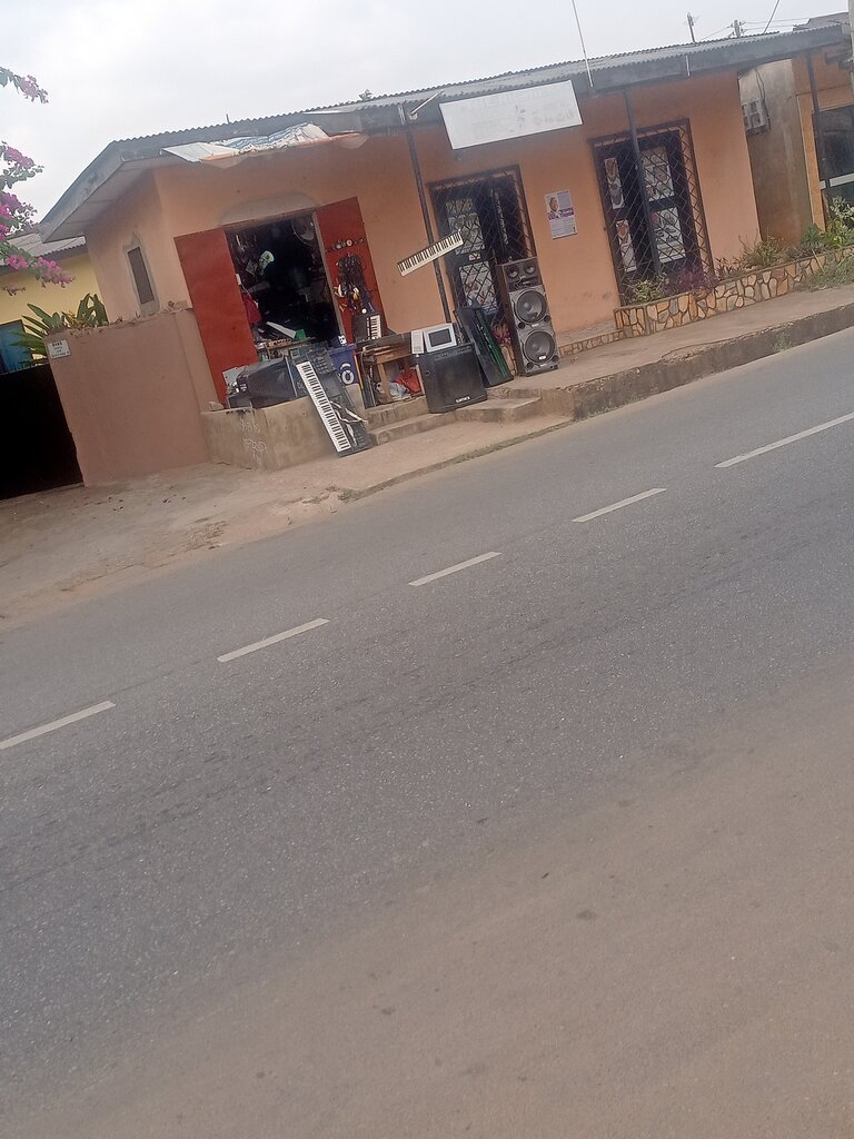 Kuyumcular The riches studios, Akra, foto