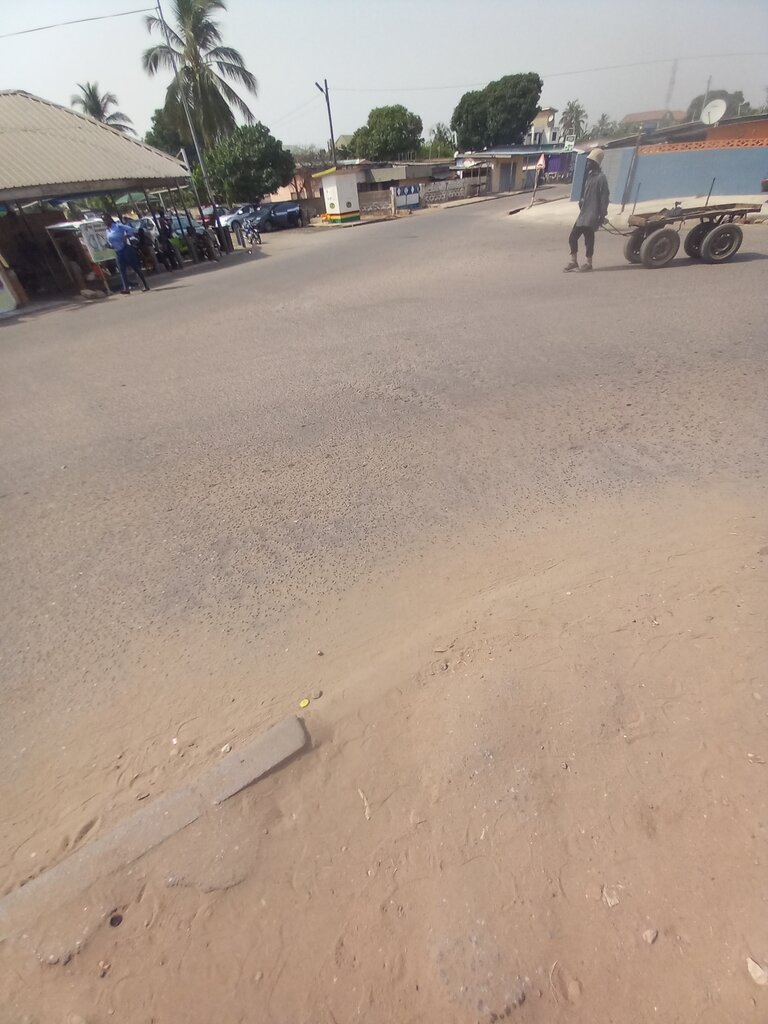 Oto yıkama Executive Car Wash, Akra, foto