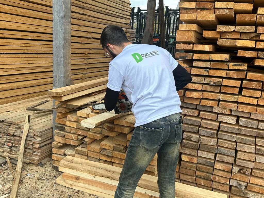 Kereste üretim ve satış şirketleri Panolar-mağaza, Himki, foto