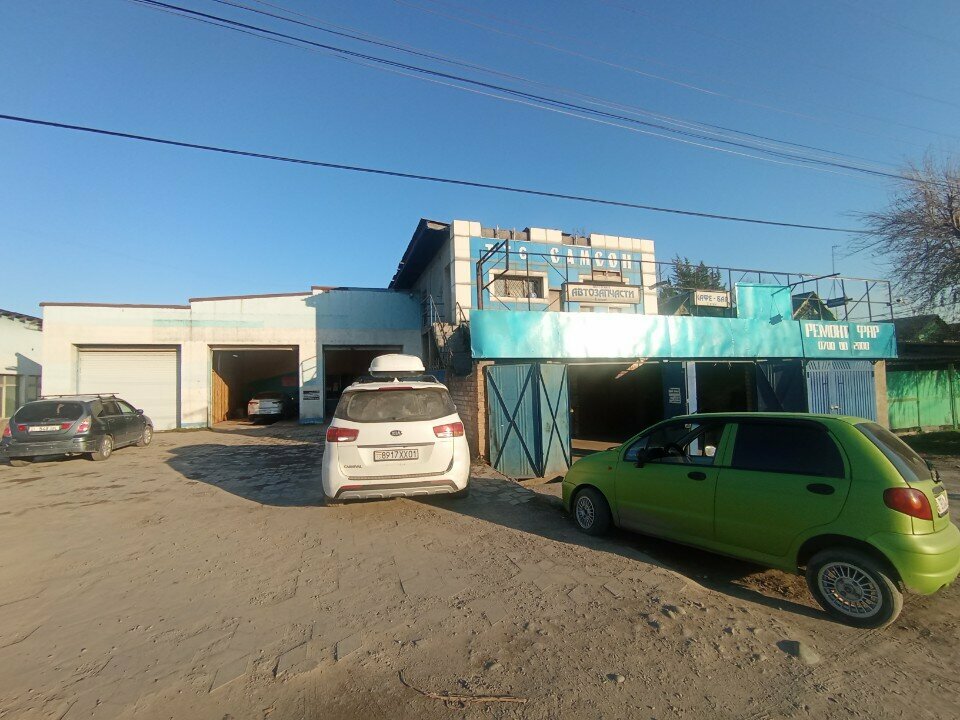Otomobil yedek parçaları Автозапчасти, Bişkek, foto
