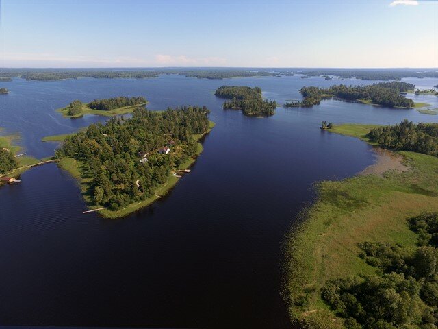 Arazi dizisi Vuoksa Yarkiy Bereg, Saint‑Petersburg ve Leningradskaya oblastı, foto