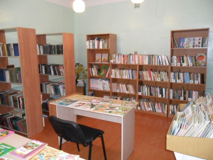 Kütüphaneler Гребневская сельская библиотека, Riazanskaya oblastı, foto