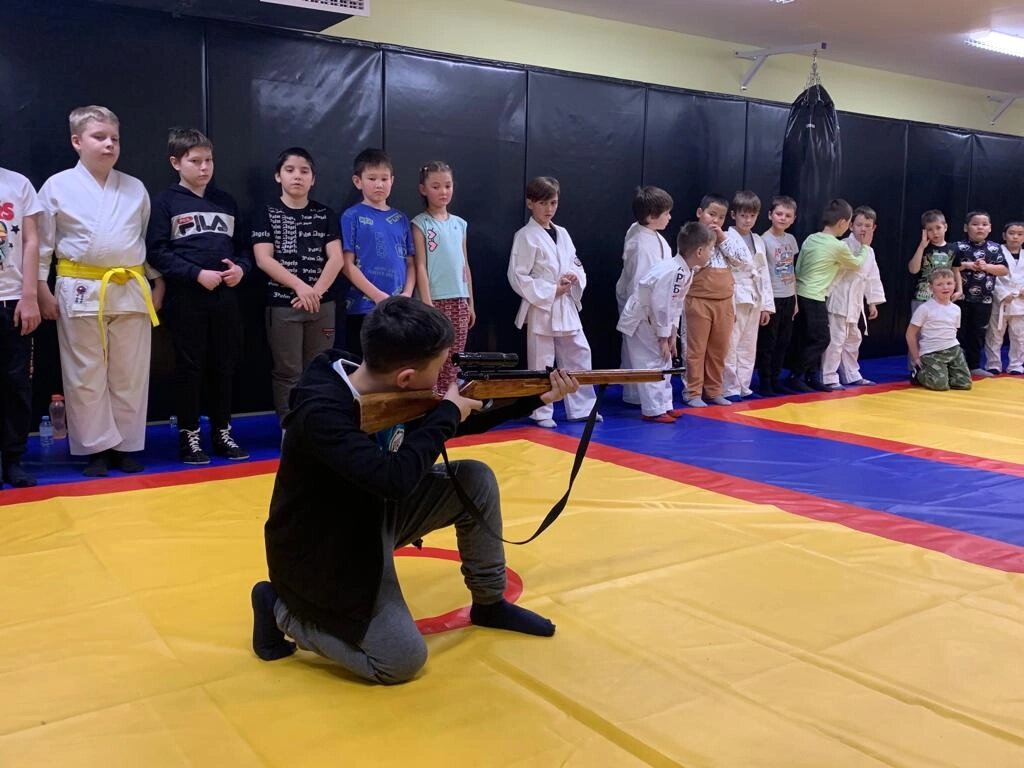 Spor okulları Детско-юношеская Спортивная школа, Murmanskaya oblastı, foto