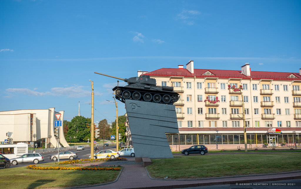 Teknoloji anıtı Tank T-34-85, Grodno, foto
