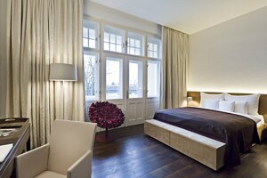 Hotel Steirerschlössl (Styria, Judenburg, Hauptstraße, 100), otel  Zeltweg'den