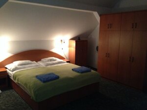 Villa Valeria (Zala vármegye, Hévíz, Attila utca), otel  Zala'dan
