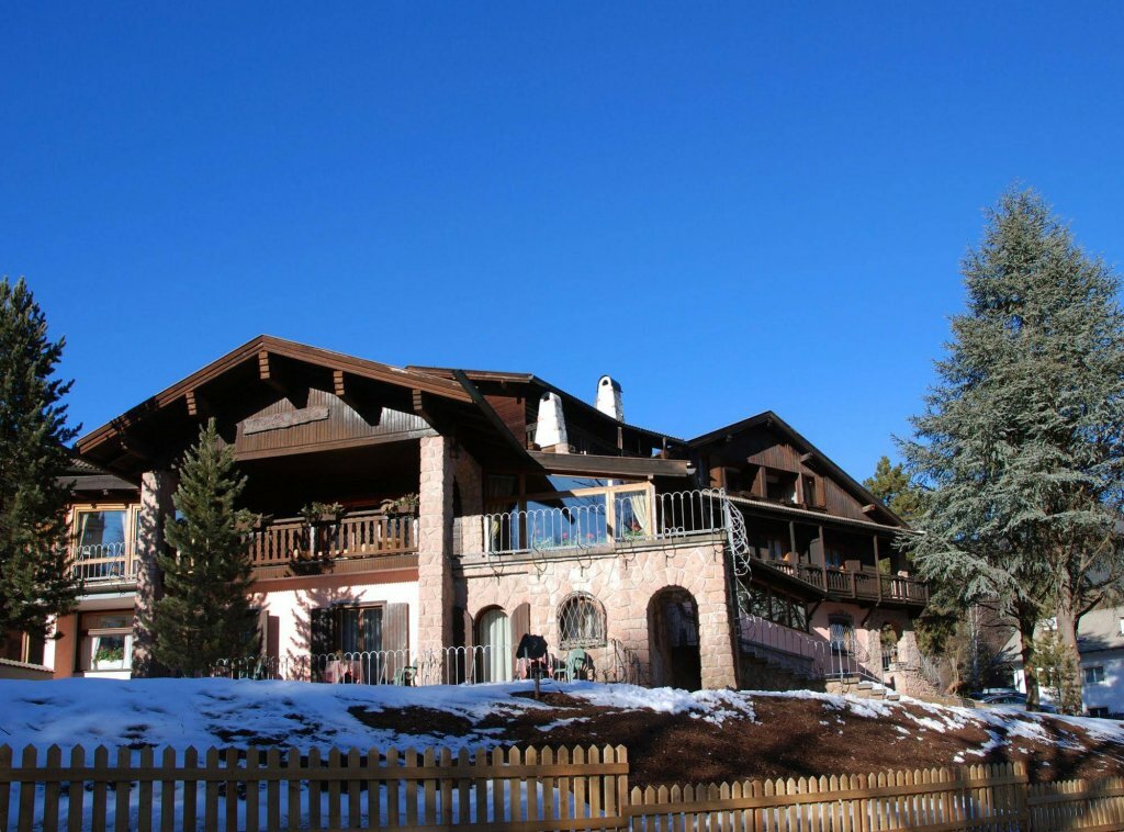 Otel Park Hotel Villa Trunka Lunka, Trentino‑Alto Adige, foto