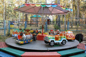 Park kultury i otdykha (Parkovaya Street No:1), kültür ve eğlence parkları  Ozersk'ten