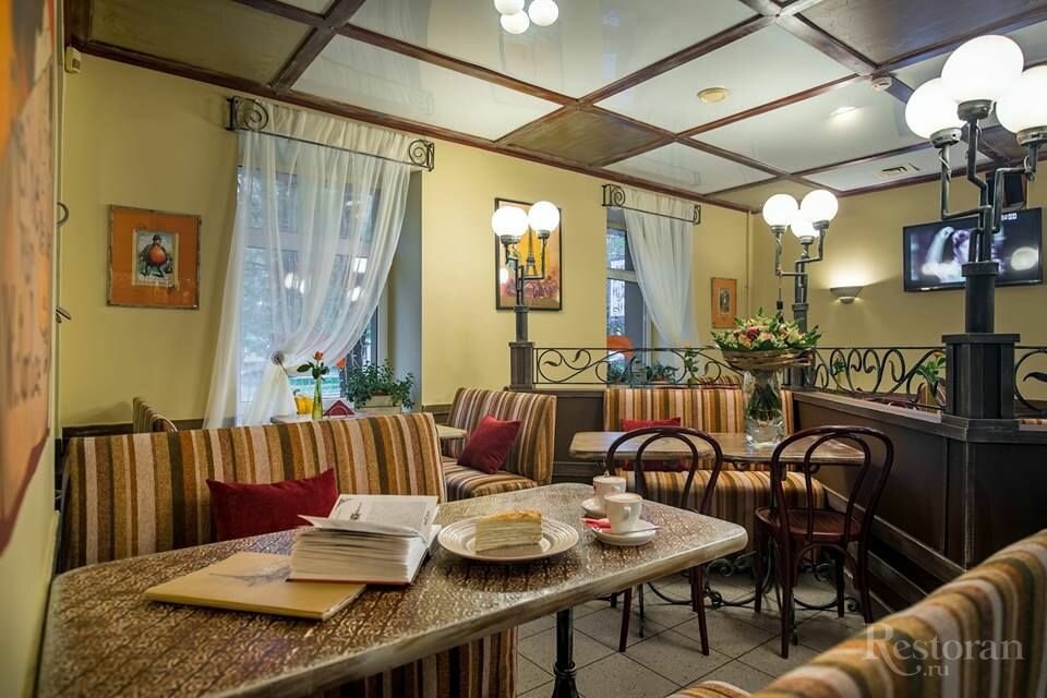 Kafe Creperie de Paris, Moskova, foto
