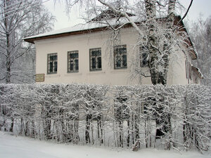Ivanovo State Museum of Local Lore named after D.G. Burylin, D.A. Furmanov Museum (Bolshaya Furmanovskaya ulitsa No:69), müzeler ve sanat galerileri  Furmanov'dan