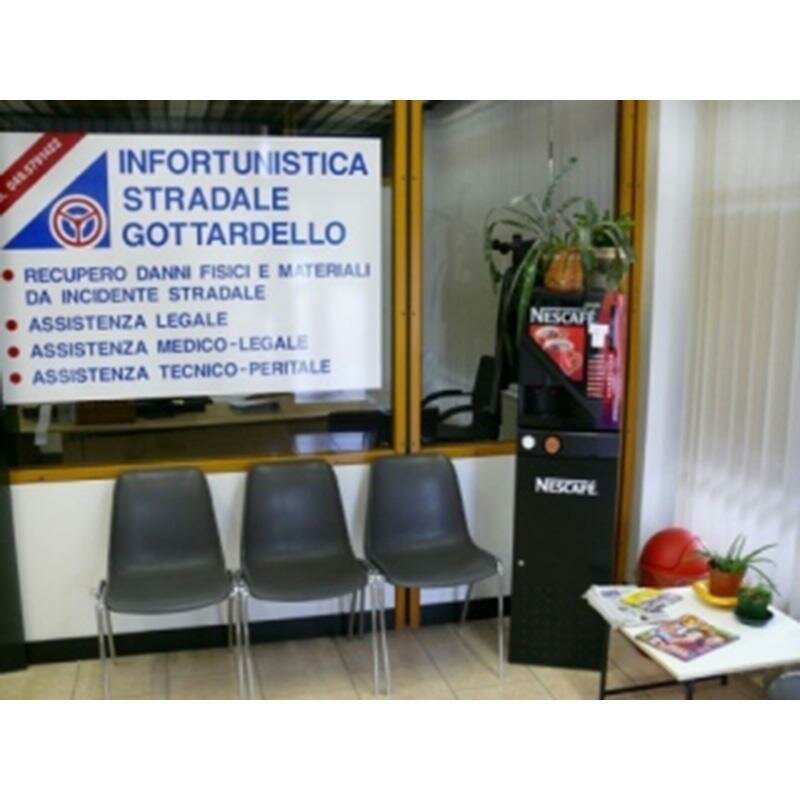Sürücü kursları Gottardello Aldo Autoscuola, Dünya, foto