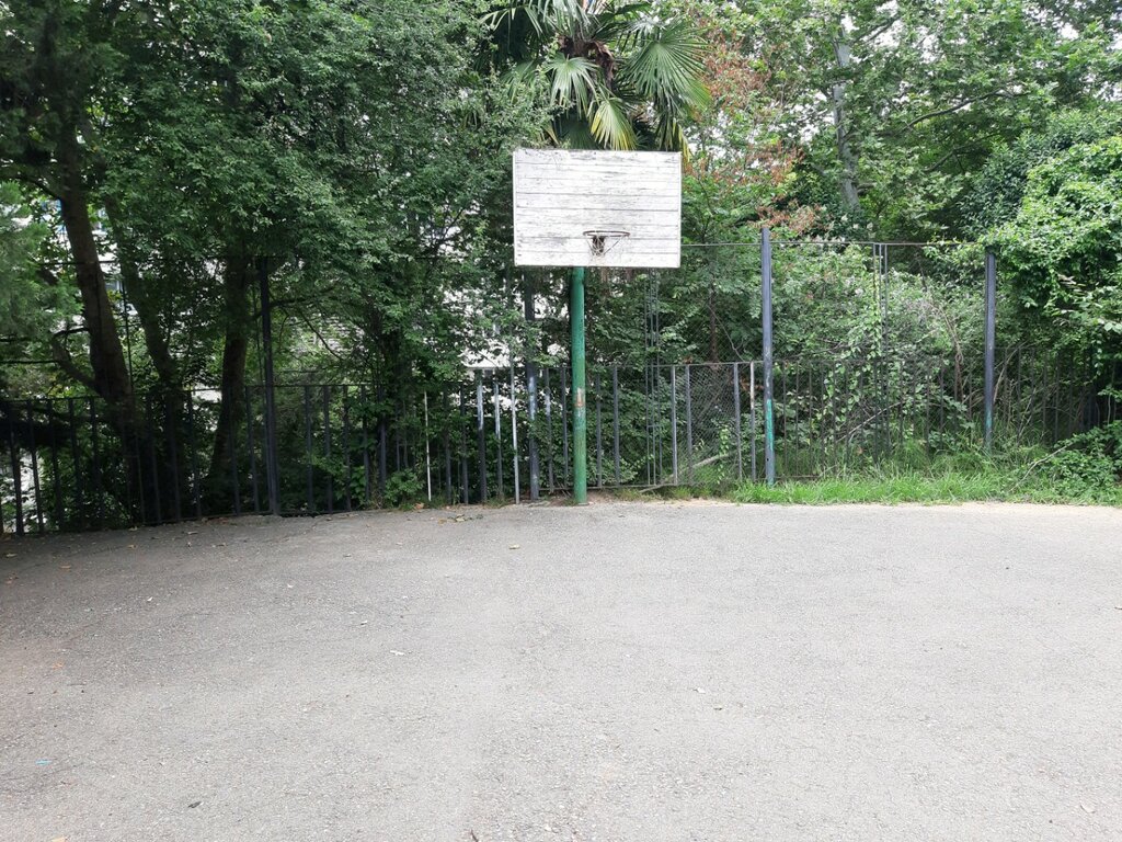 Spor alanı Баскетбольная площадка, Soçi, foto