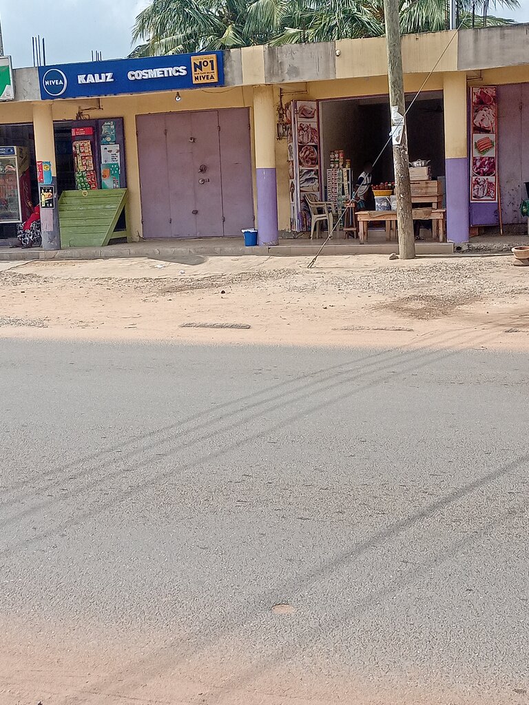 Kozmetik ve parfümeri firmaları Kaliz cosmetics, Dünya, foto