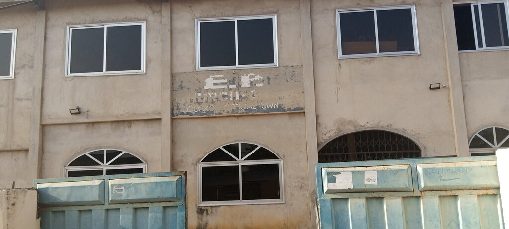 Protestan kilisesi Evangelical Presbytarian Church, Odorkor Official Town, Akra, foto