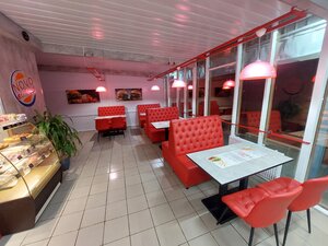 Кафе NovoBurger (Rabochaya ulitsa No:121с2), kafe  Novoanninski'den