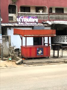 Le Triomph (Abidjan, La commune Yopougon, Rue S95), bar  Abican'dan