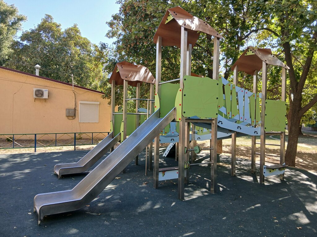 Oyun alanı Playground, Belaya Kalitva, foto