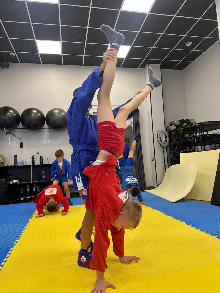 Spor kulüpleri Батыр, Reutov, foto