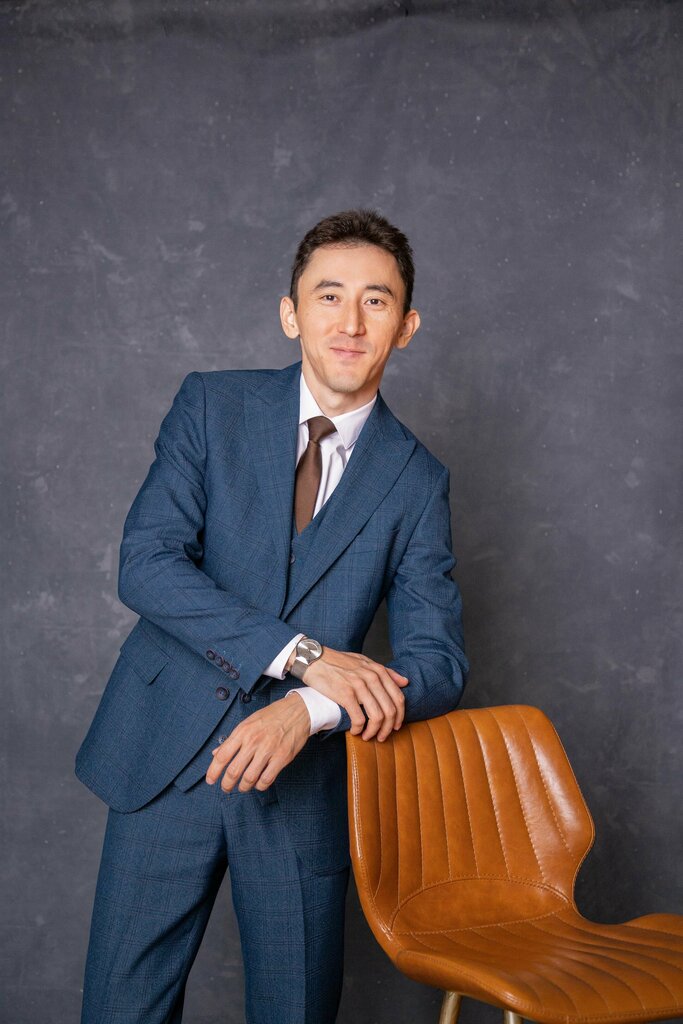 Avukatlar Адвокат Абулхатинов Дамир Ерболович, Volgograd, foto