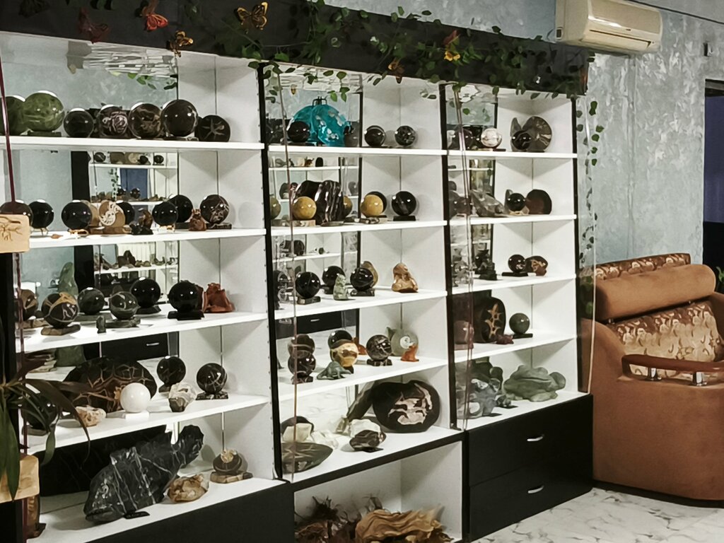 Taşların, fosillerin ve minerallerin satışı Камни и минералы Кавказа, Krasnodarski krayı, foto