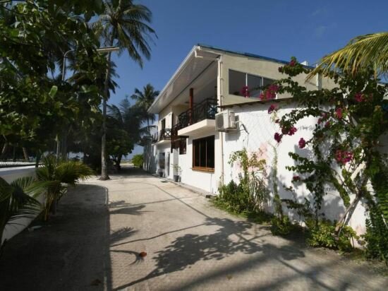 Otel Wave Crest Retreat, , foto