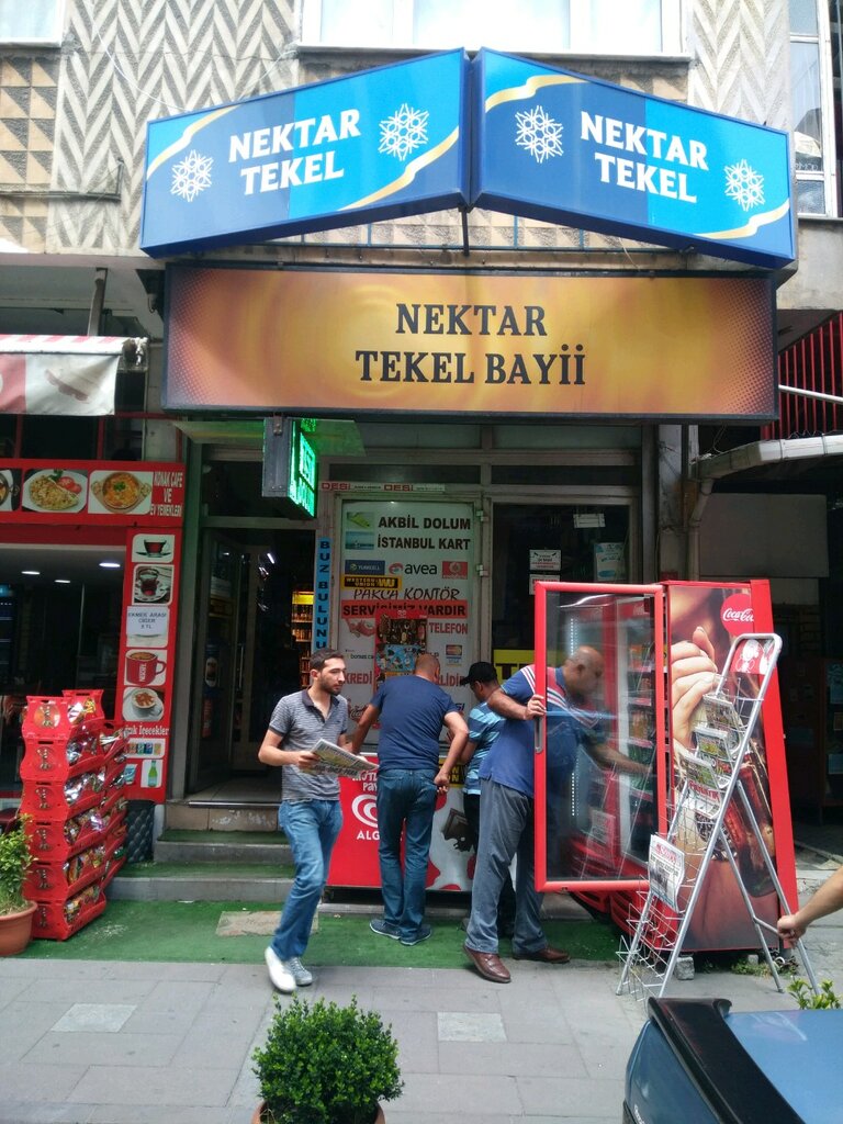 Alkollü içecekler Nektar Büfe, İstanbul, foto