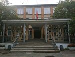 Shkola № 117 (Chernigovsky Lane No:8), ortaokul  Yekaterinburg'dan