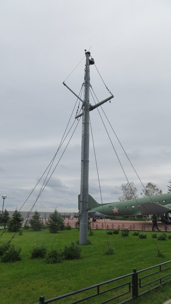 Teknoloji anıtı Мачта с канонерской лодки Бурея, Saint‑Petersburg ve Leningradskaya oblastı, foto